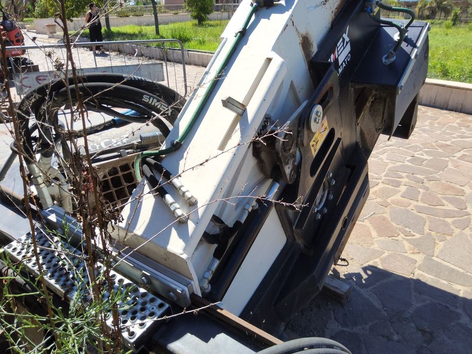 Simex RW 500 Wheel Excavator | Gobid.it