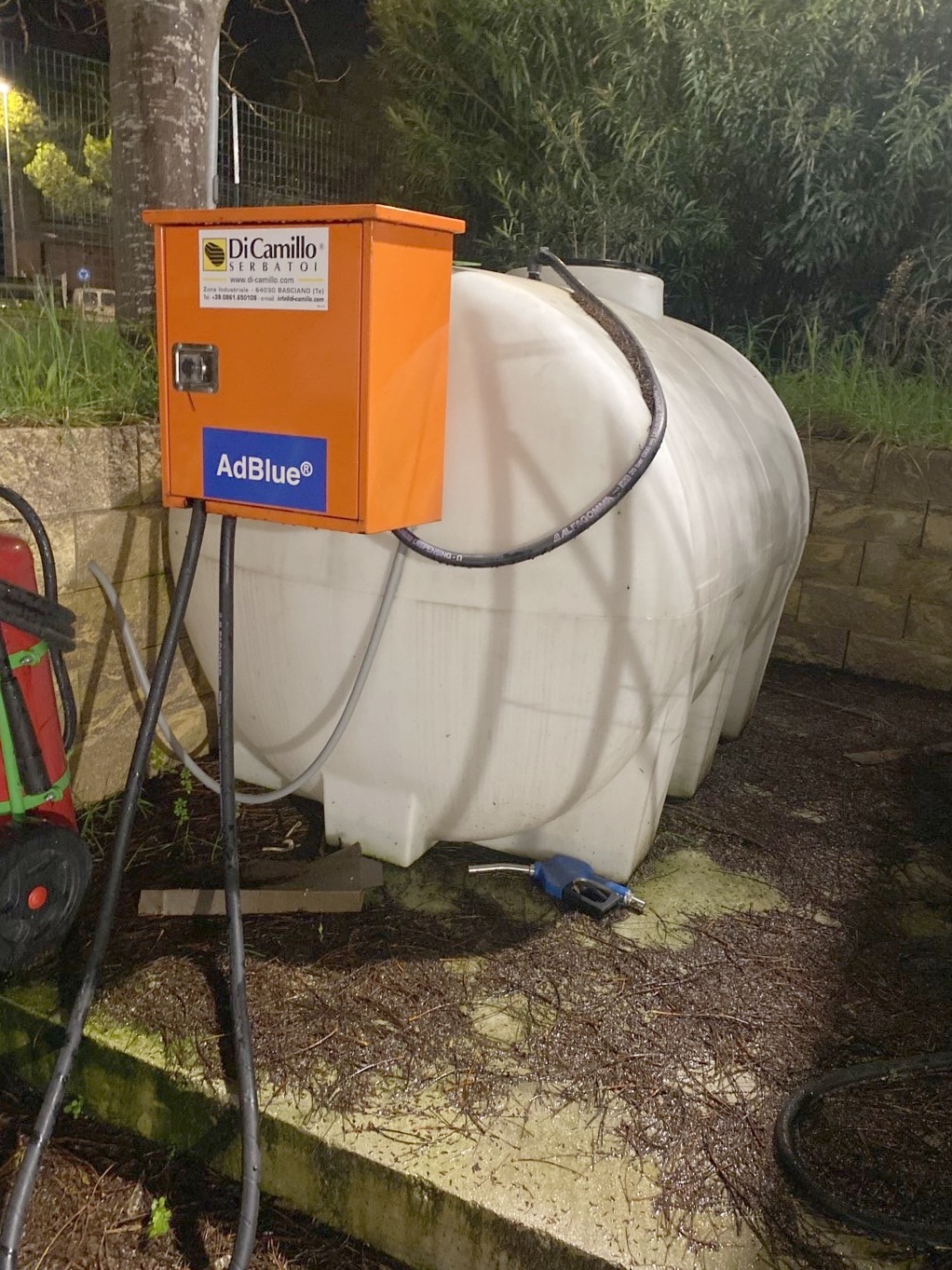 Citerne AdBlue automatique | Gobid.it